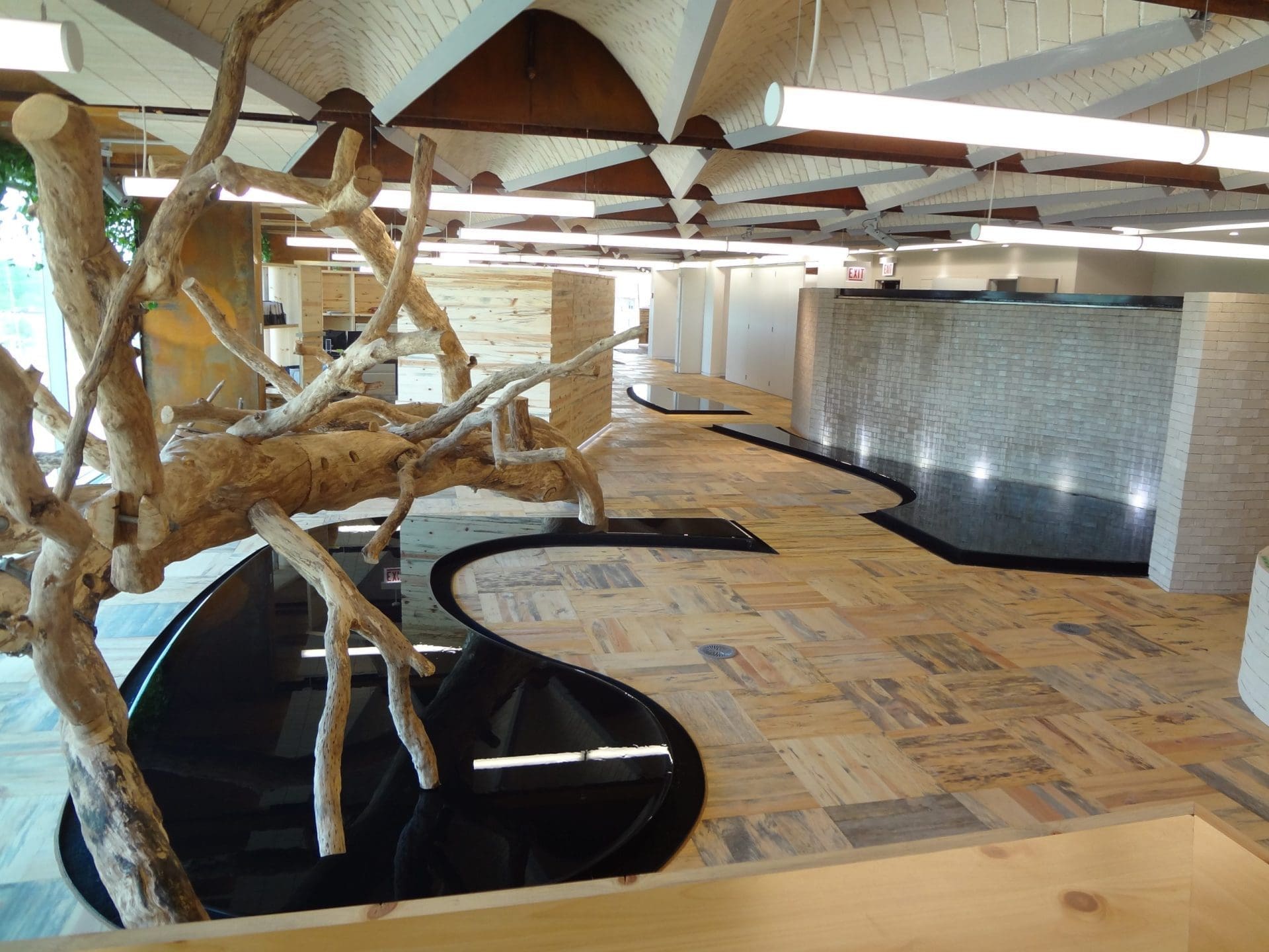 Reflection Pool: Enhancing Spaces with Aesthetic Beauty - Bluworld